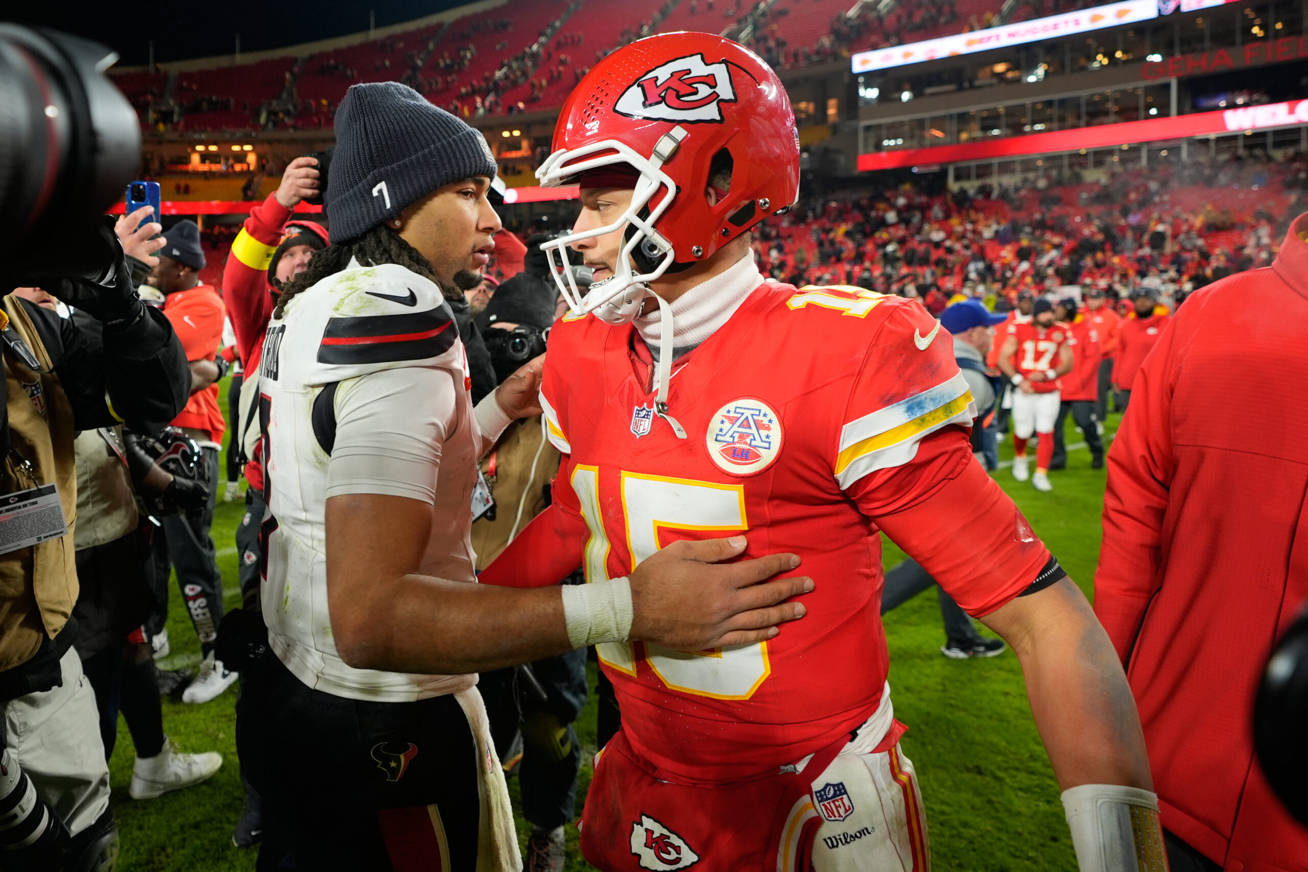 Chiefs face elimination as Chargers aim for back-to-back 10-win seasons ...